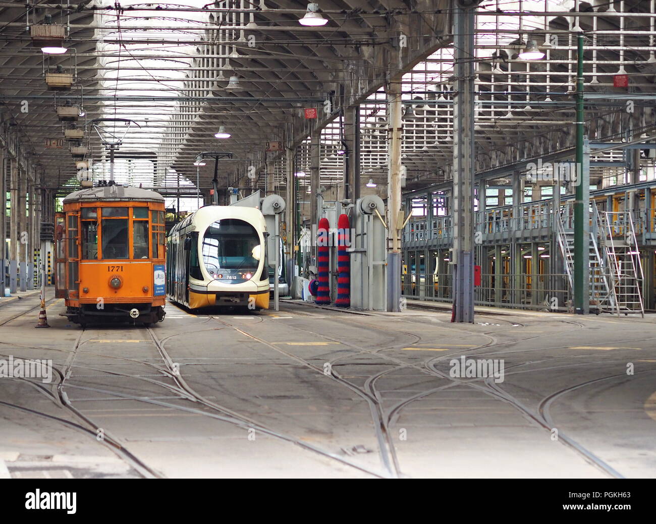 Old trams milan hi-res stock photography and images - Alamy