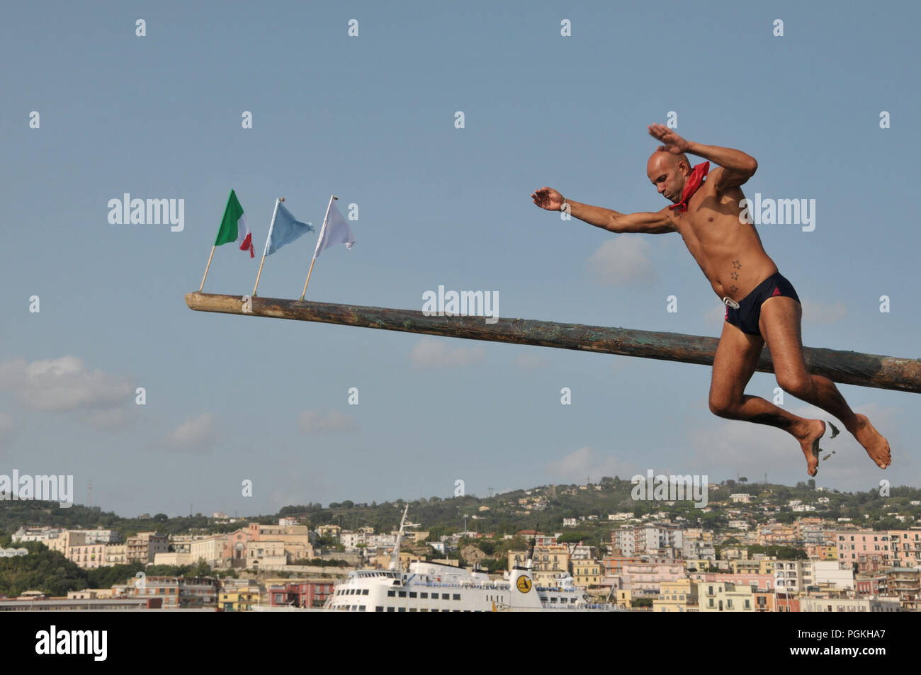 Pozzuoli, Italy. 26th Aug, 2018. The Pennone a Mare is a traditional ...