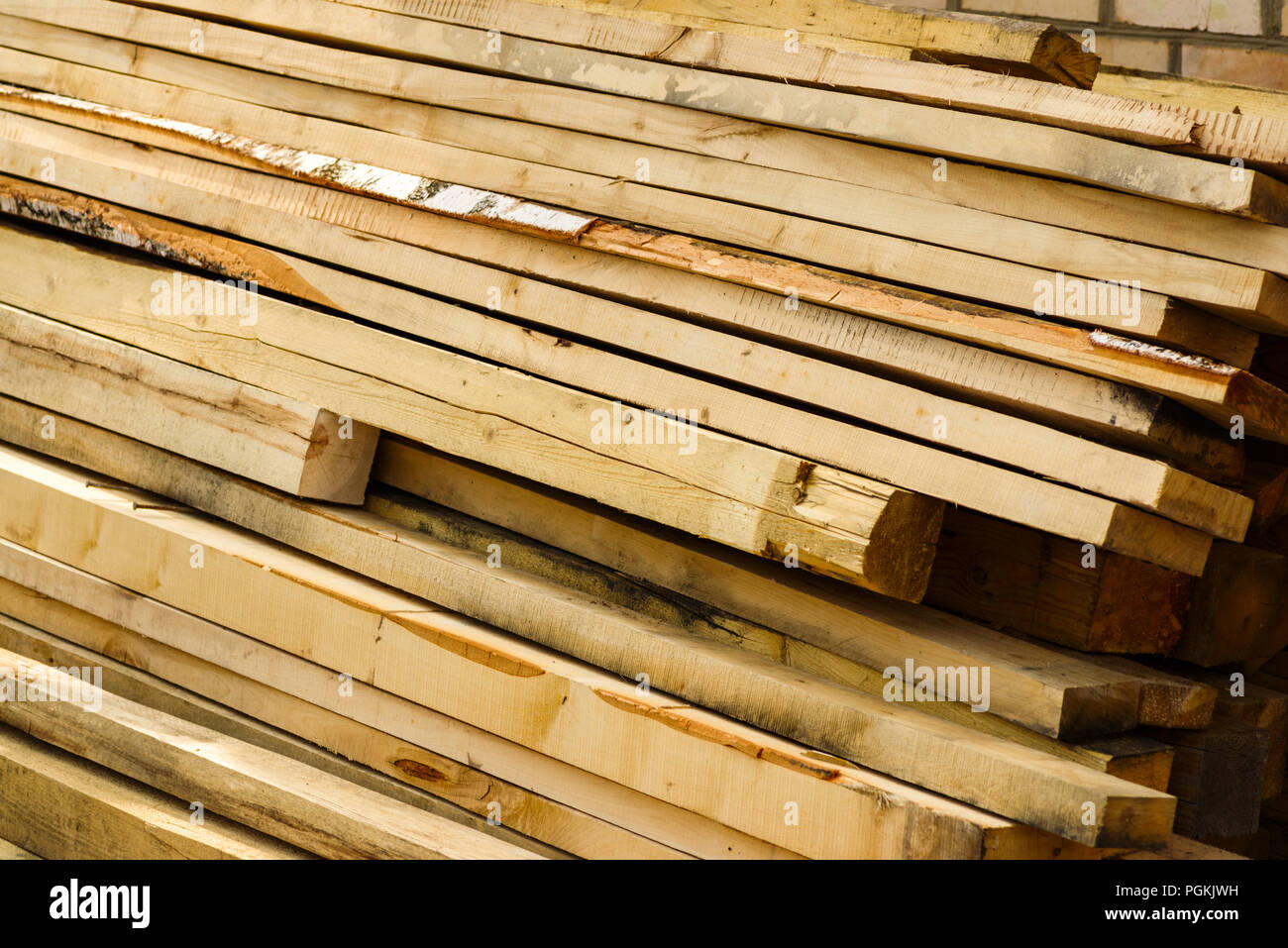 Wooden planks build house hi-res stock photography and images - Alamy