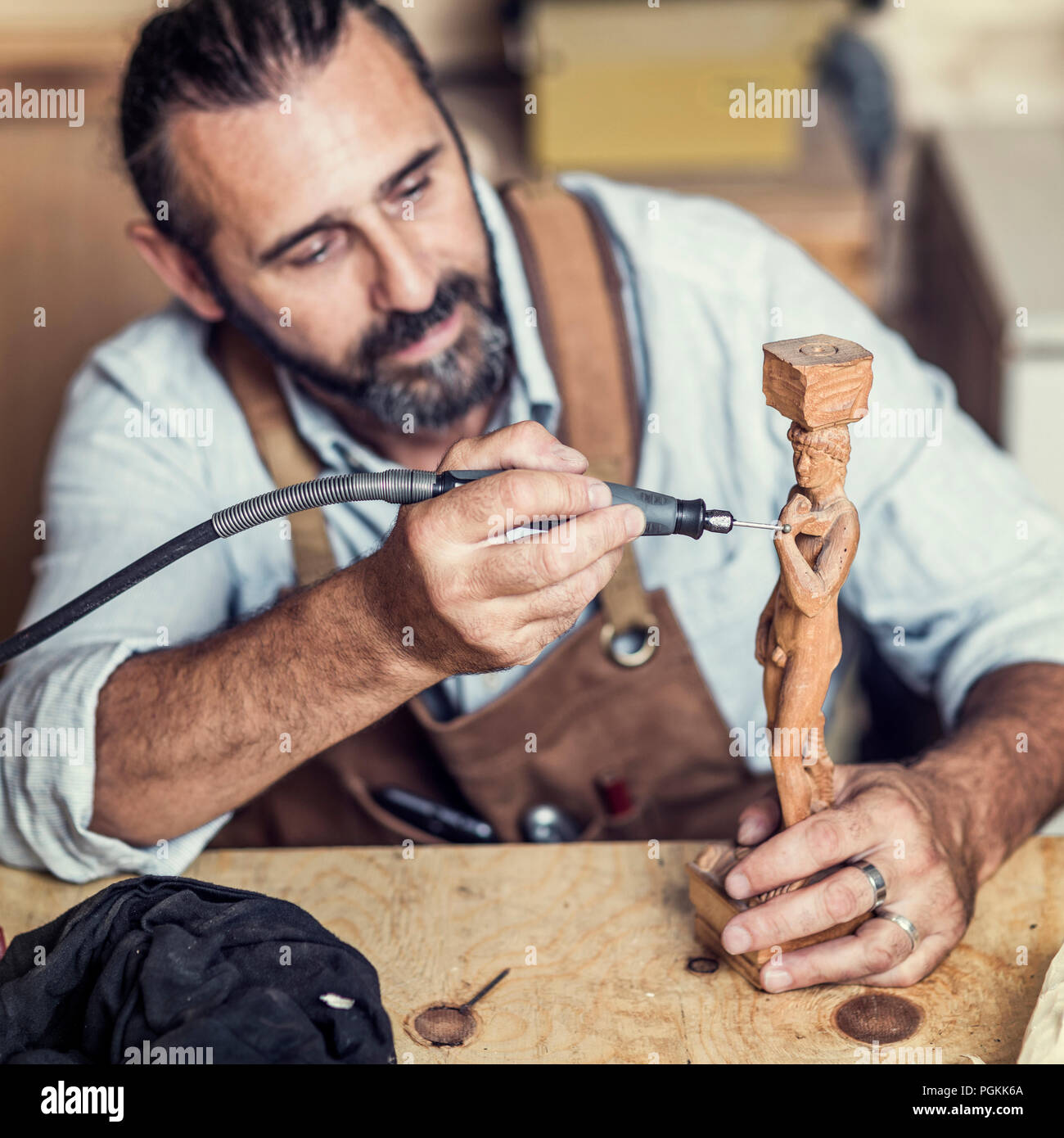 Carpenter working on craft hi-res stock photography and images - Alamy