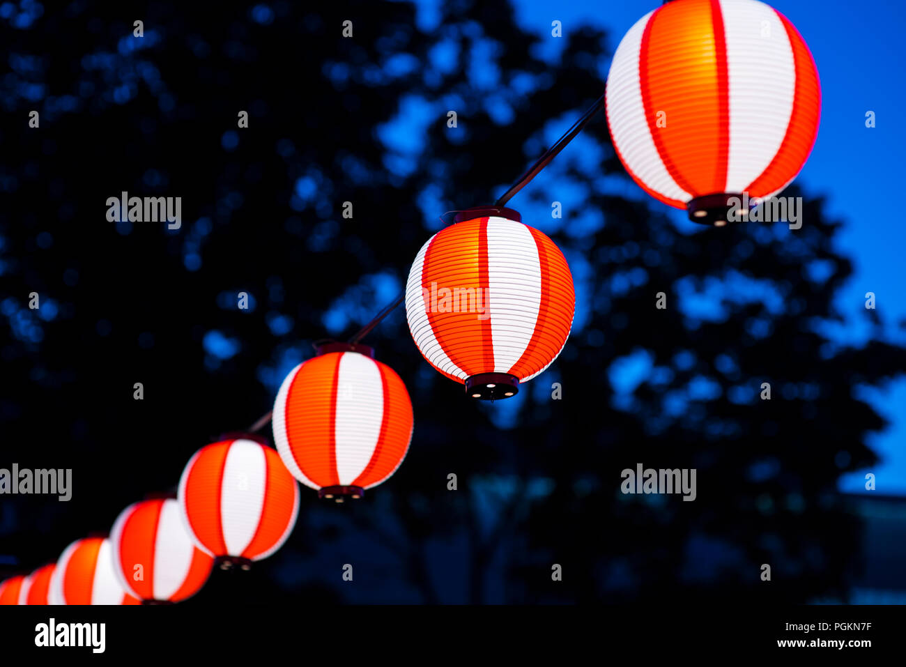 Japanese inn sign hi-res stock photography and images - Alamy