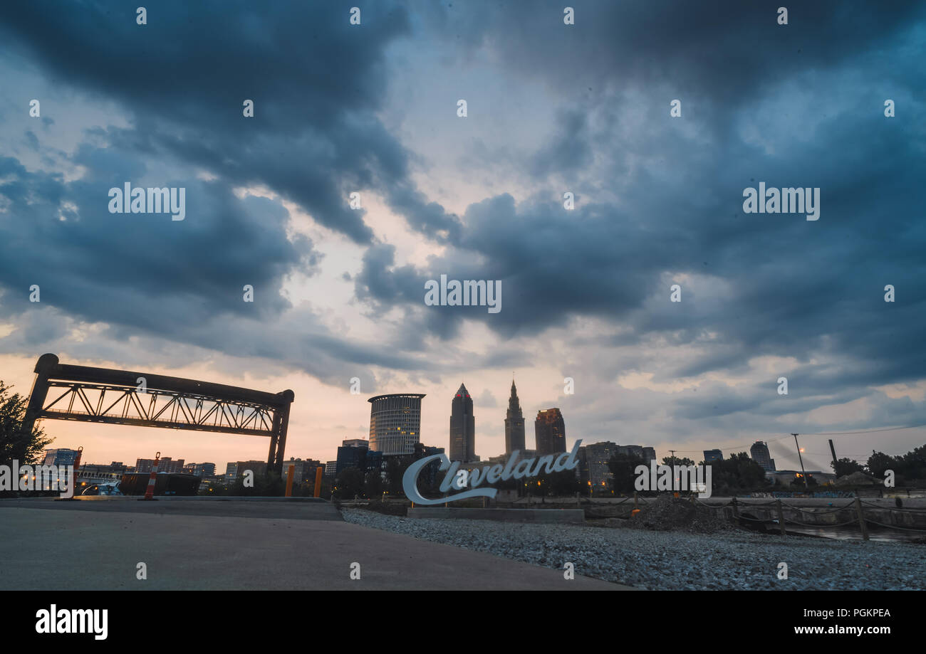 Cleveland Skyline and Script Sign Stock Photo - Alamy