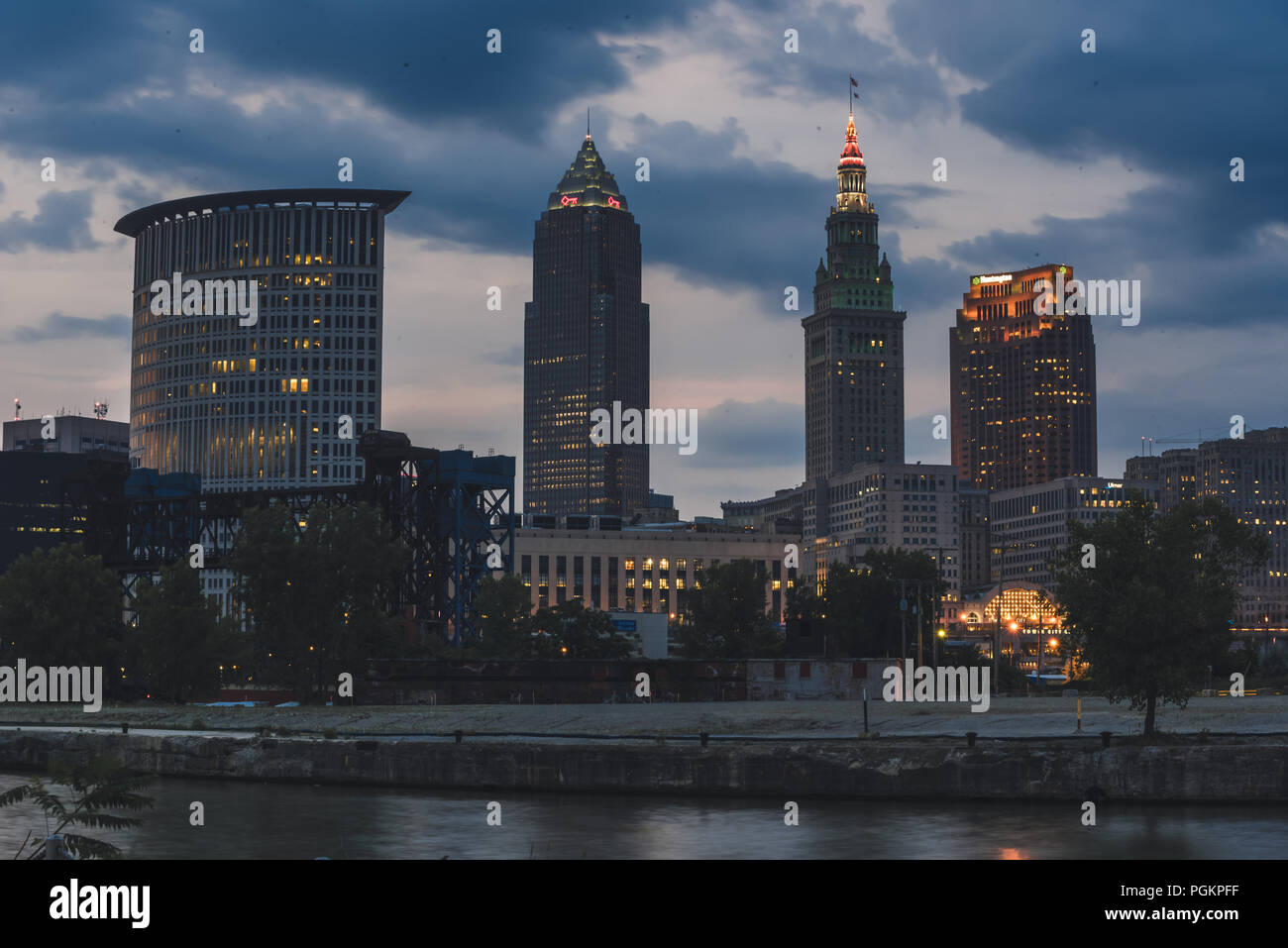 Cleveland Skyline and Script Sign Stock Photo - Alamy