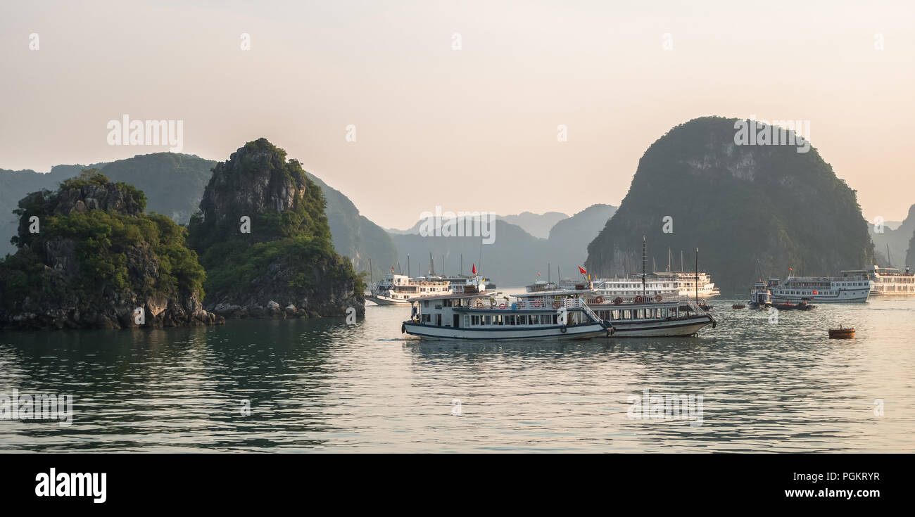 Beautiful Halong Bay landscape view ,it is the UNESCO World Heritage ...