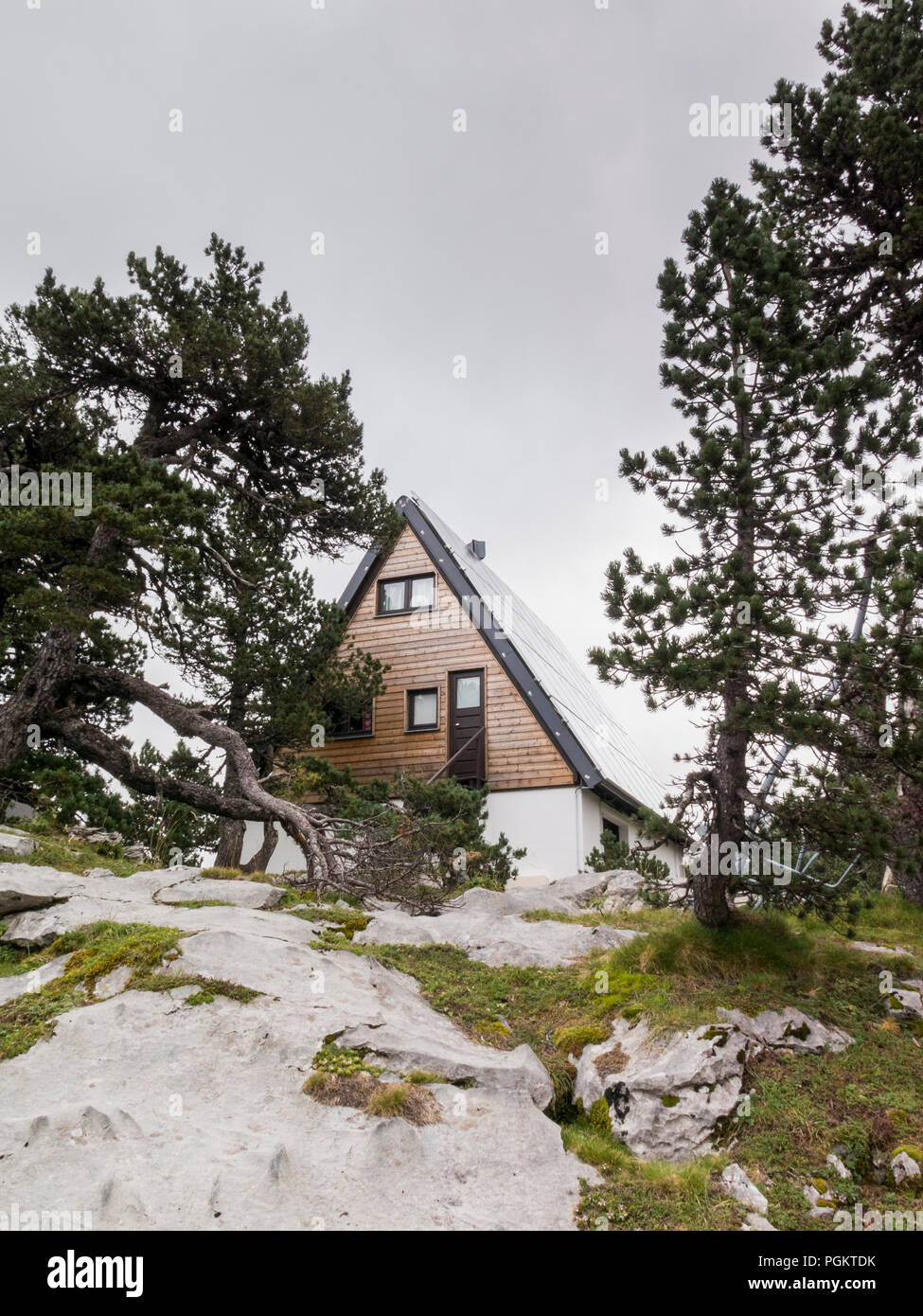 Pyrenees chalet hi-res stock photography and images - Alamy