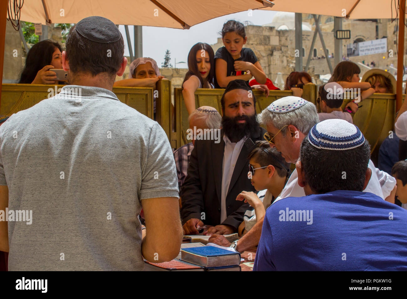 Ancient jewish men hi-res stock photography and images - Alamy