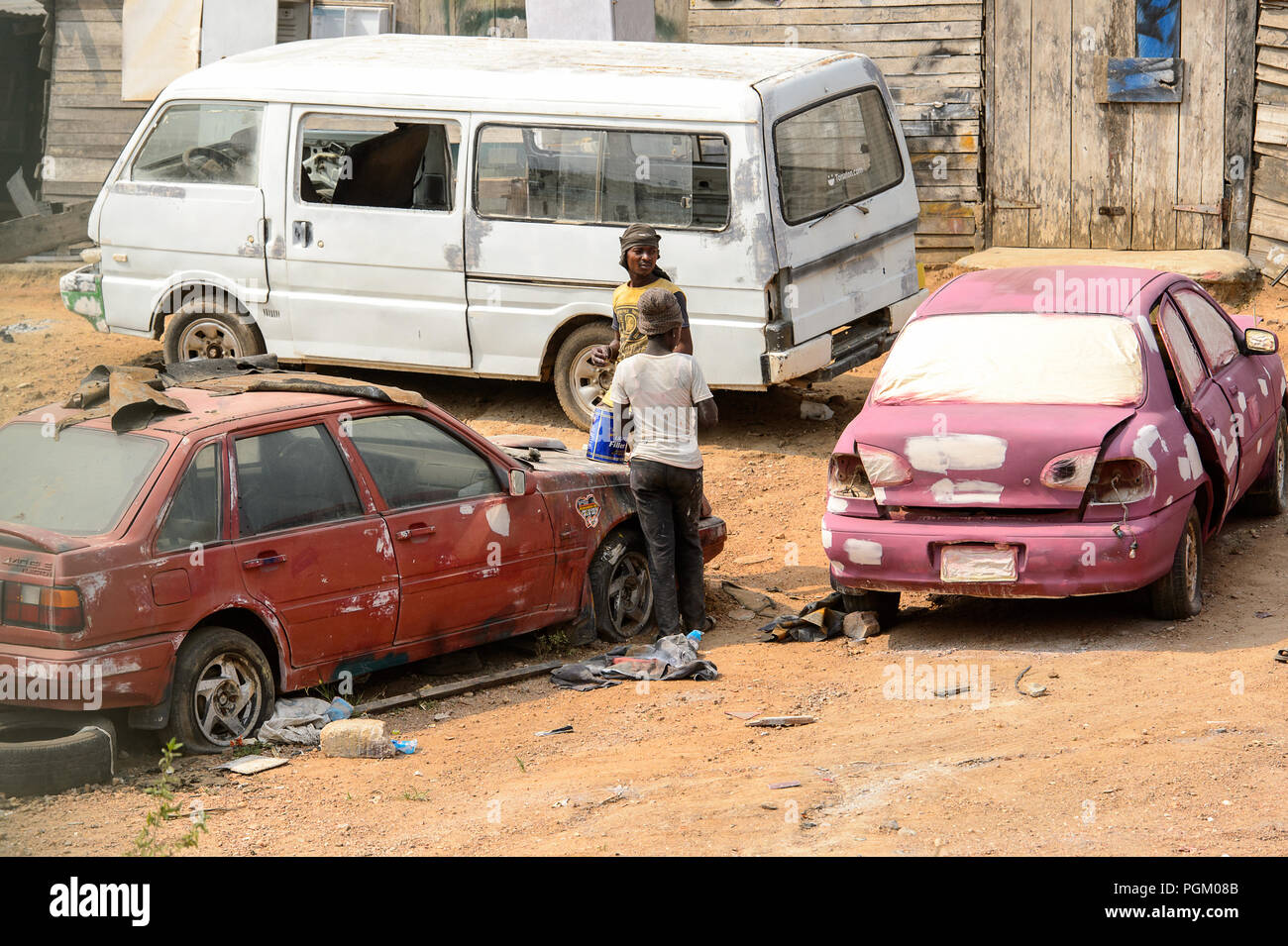 Ghana cars hi-res stock photography and images - Alamy