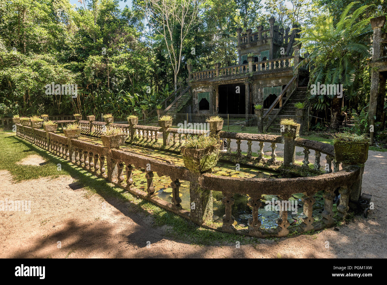 Paronella Castle High Resolution Stock Photography and Images - Alamy