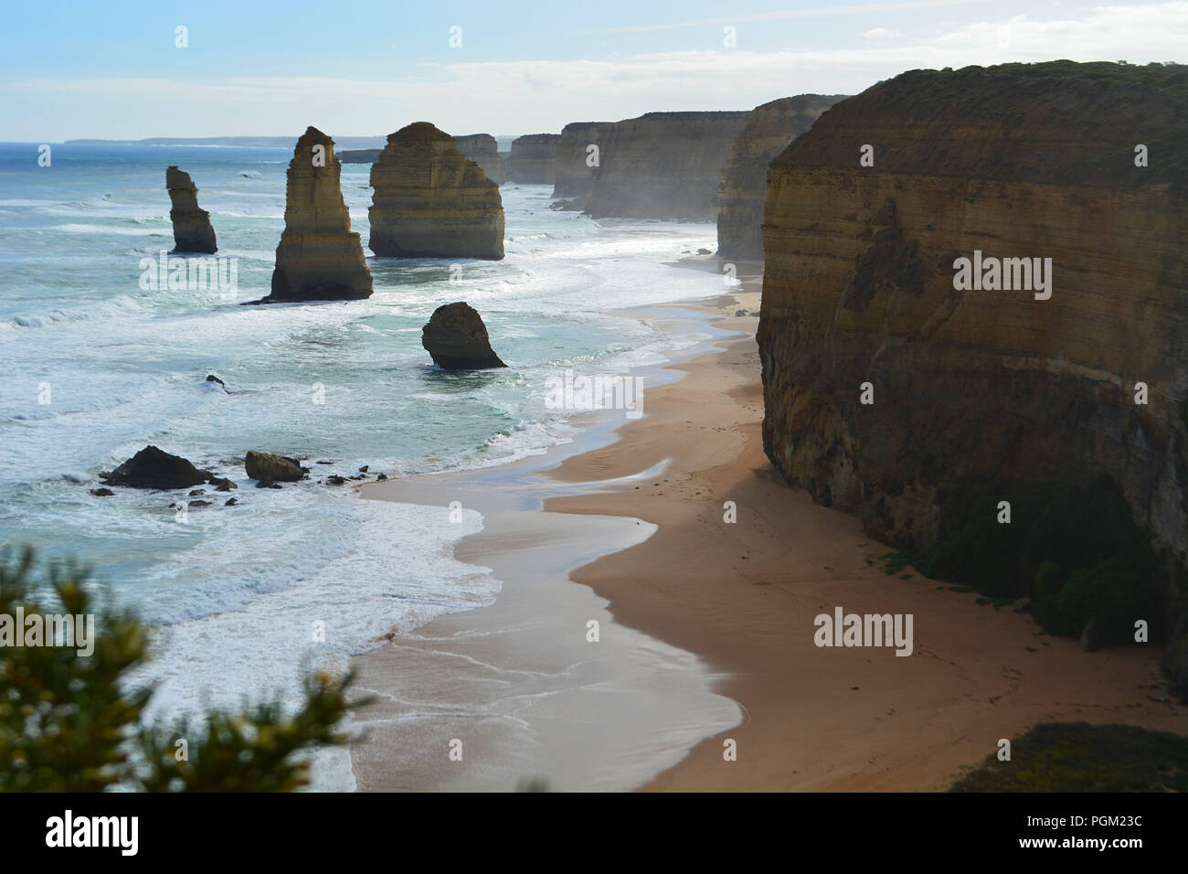 Midday image of 4 of the Twelve Apostles (12 Apostles) on Australia's ...