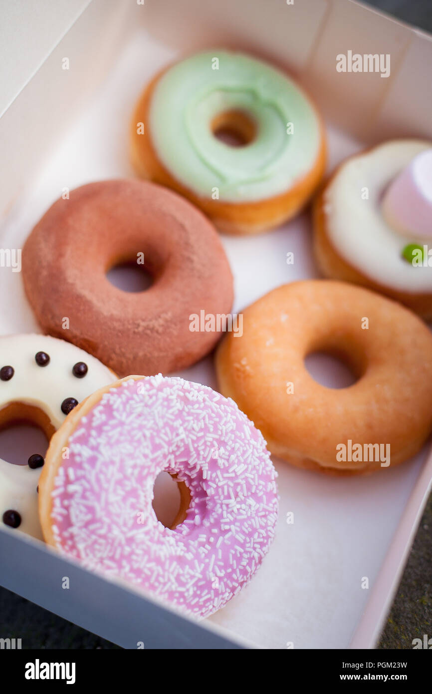 Donut box hi-res stock photography and images - Alamy