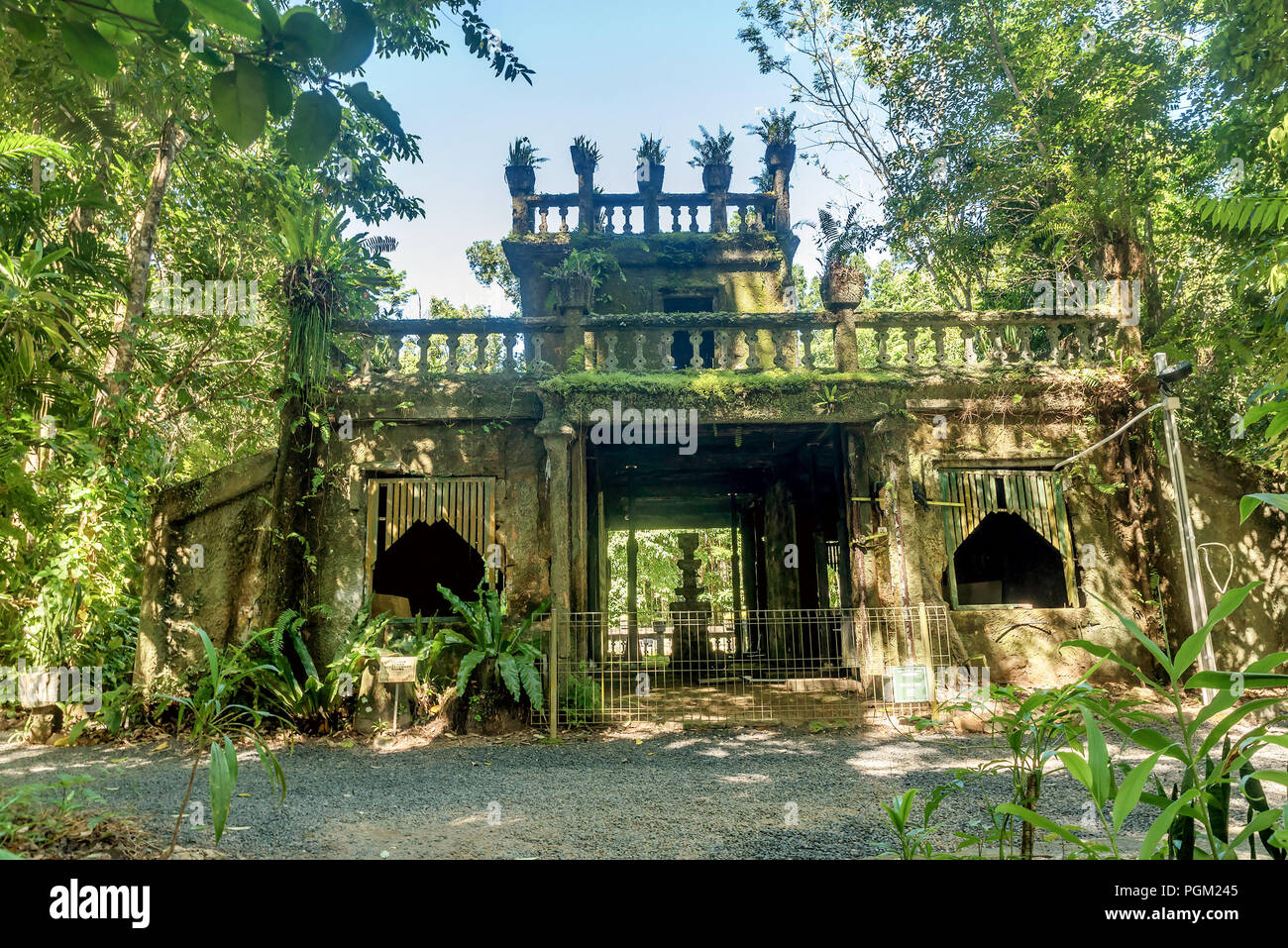 Paronella Castle High Resolution Stock Photography and Images - Alamy