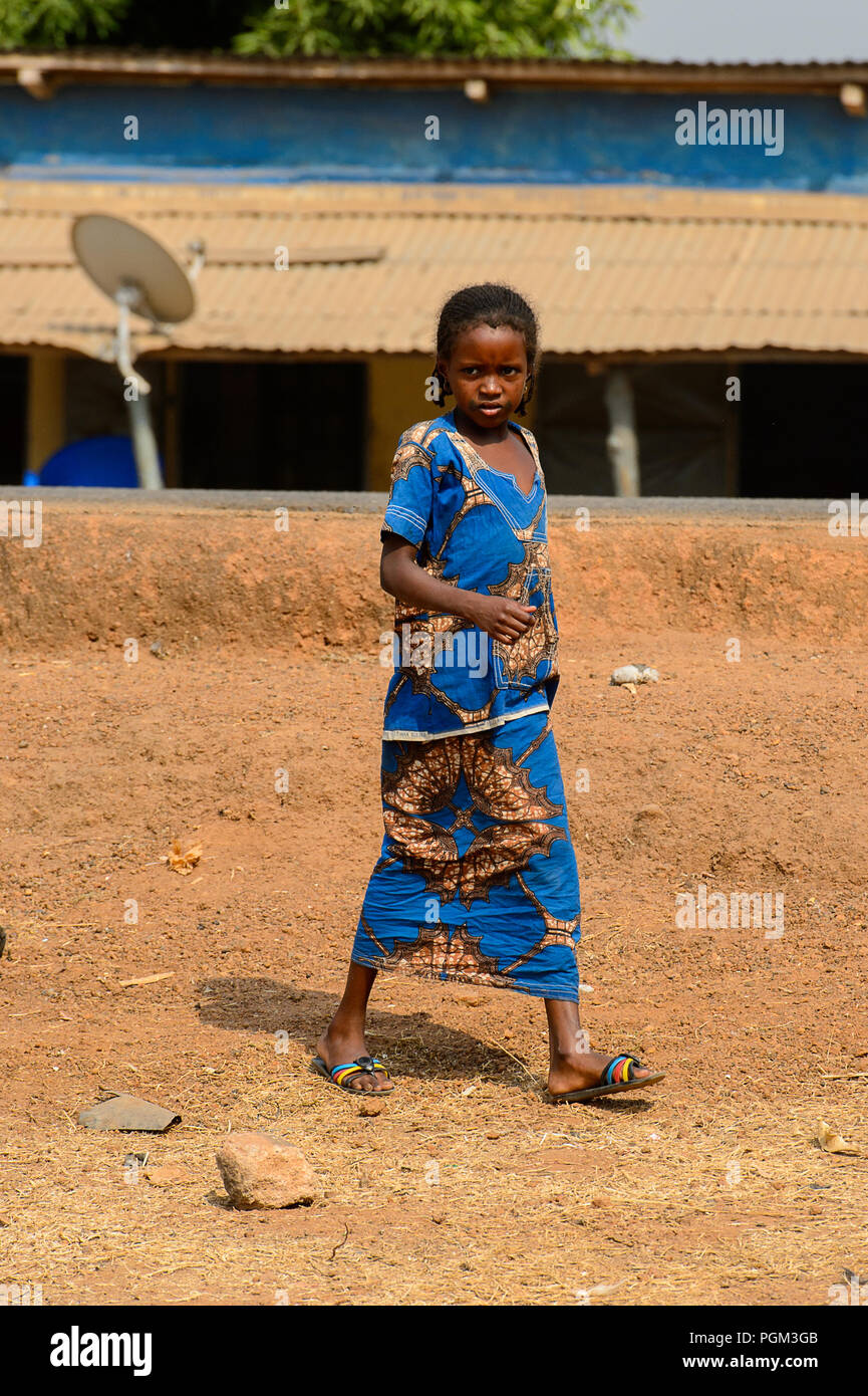 BOHICON, BENIN - JAN 12, 2017: Unidentified Beninese little girl in ...