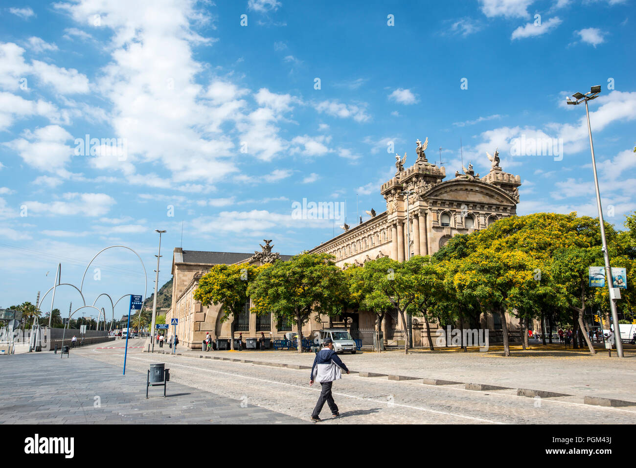 The Customs building at the Port of Barcelona Stock Photo - Alamy