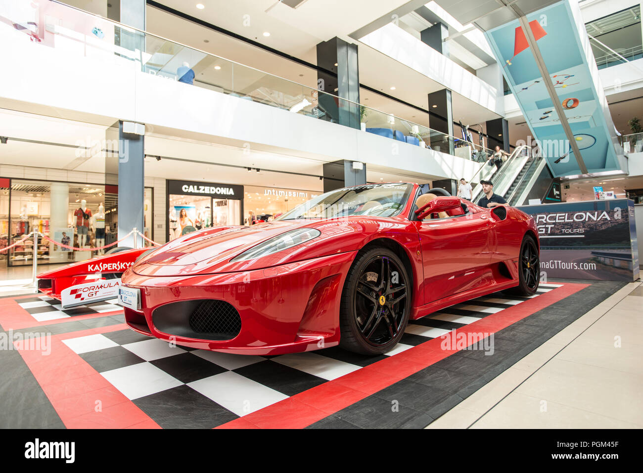 Ferrari world store ferrari world hi-res stock photography and images ...