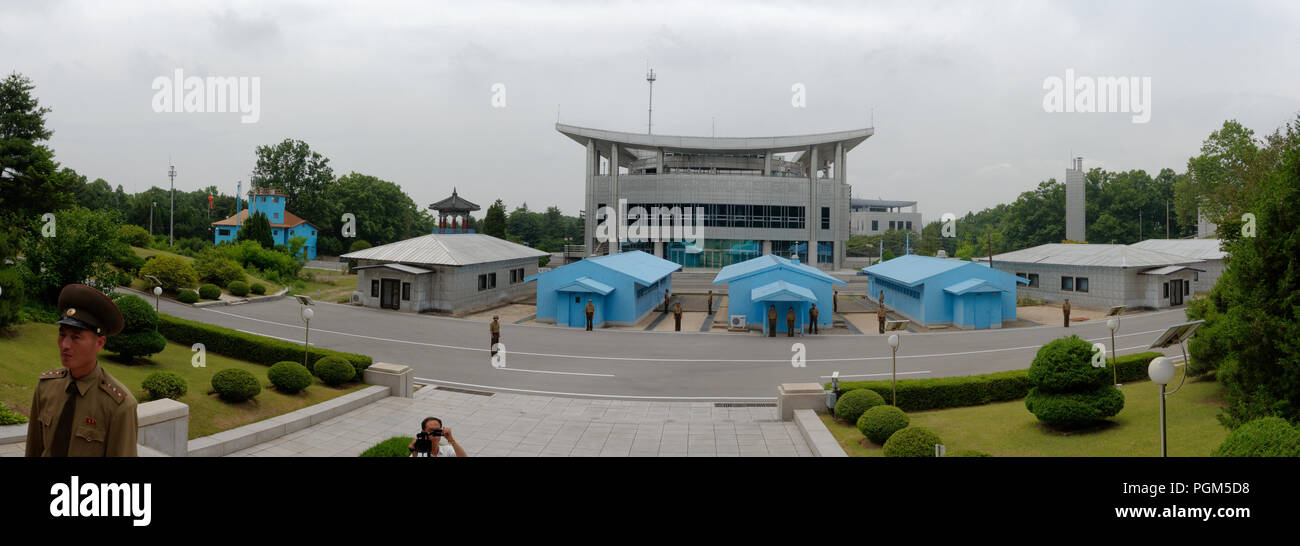 Dmz border hi-res stock photography and images - Alamy