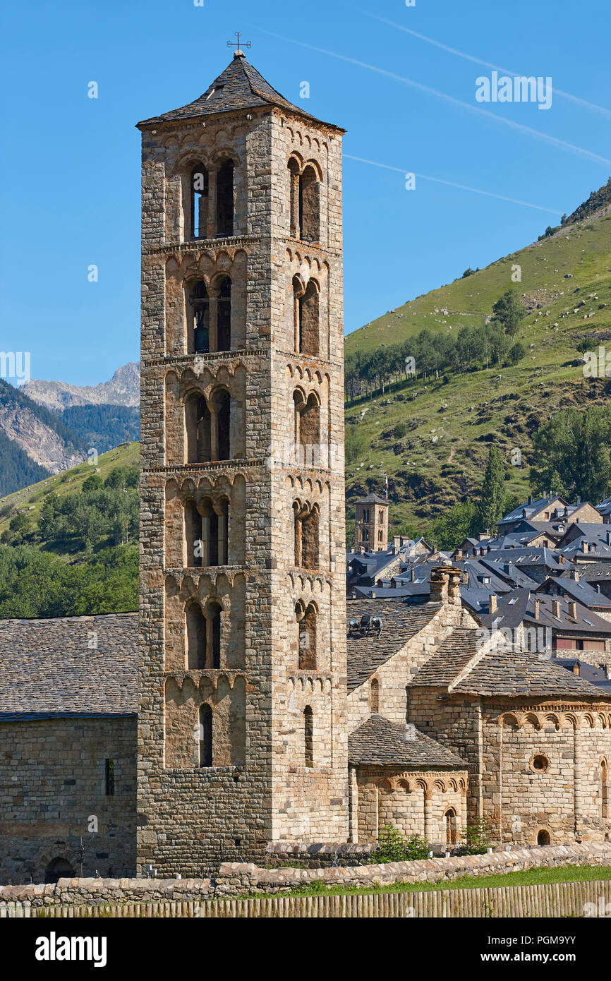 Spanish romanesque. Sant Climent de Taull church. Vall de Boi Stock ...
