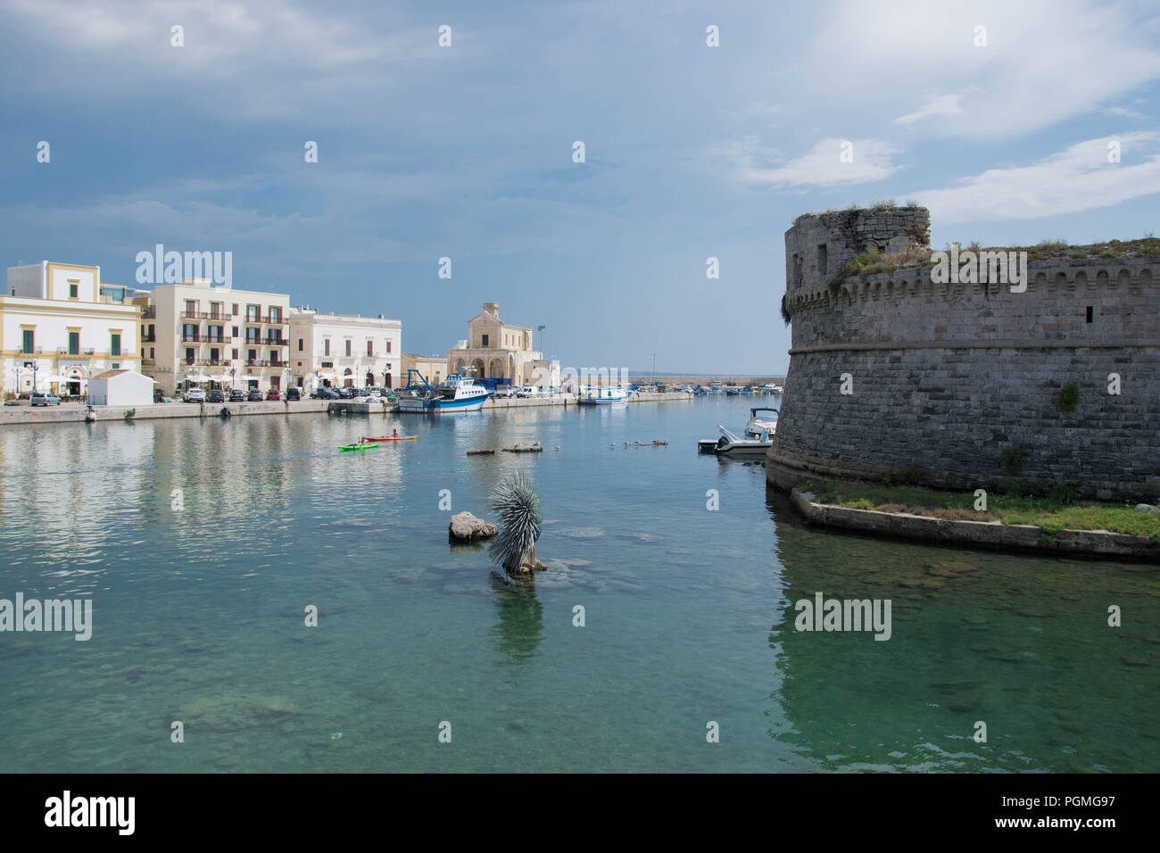 Harbor romantic hi-res stock photography and images - Alamy