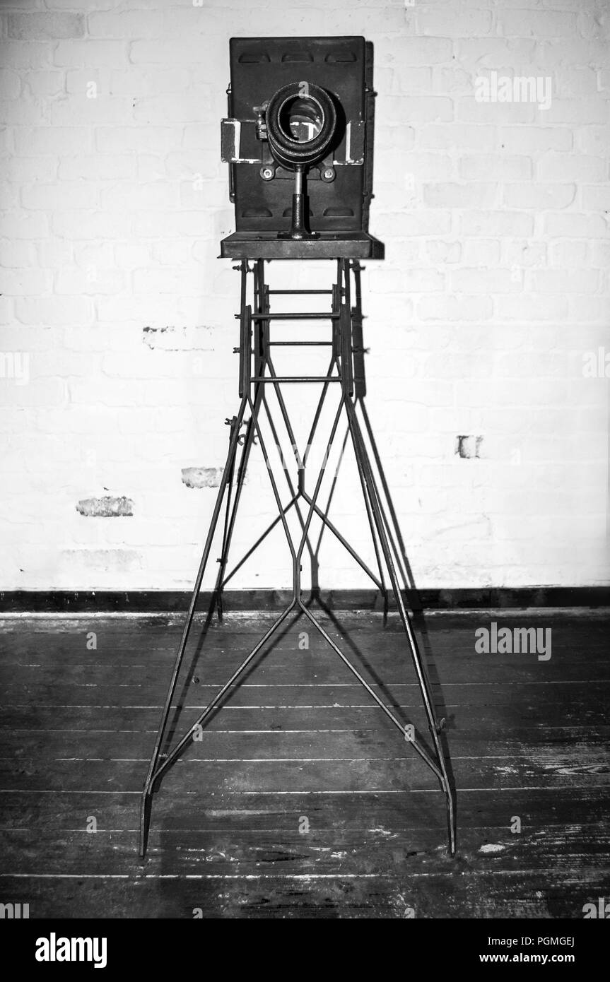 Camera on a stand Black and White Stock Photos & Images - Alamy