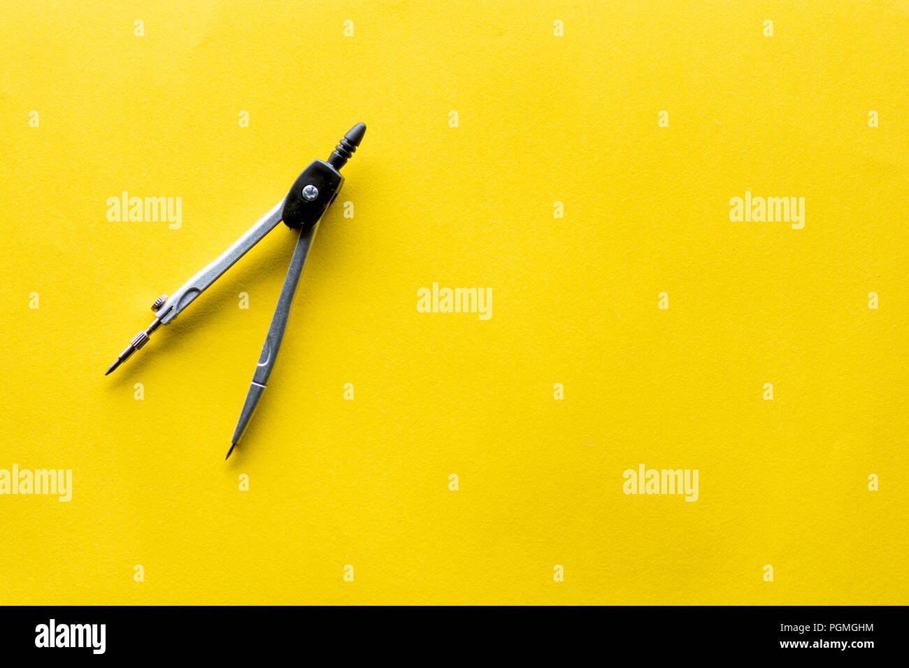 Old compass tool drawing vintage hi-res stock photography and images ...