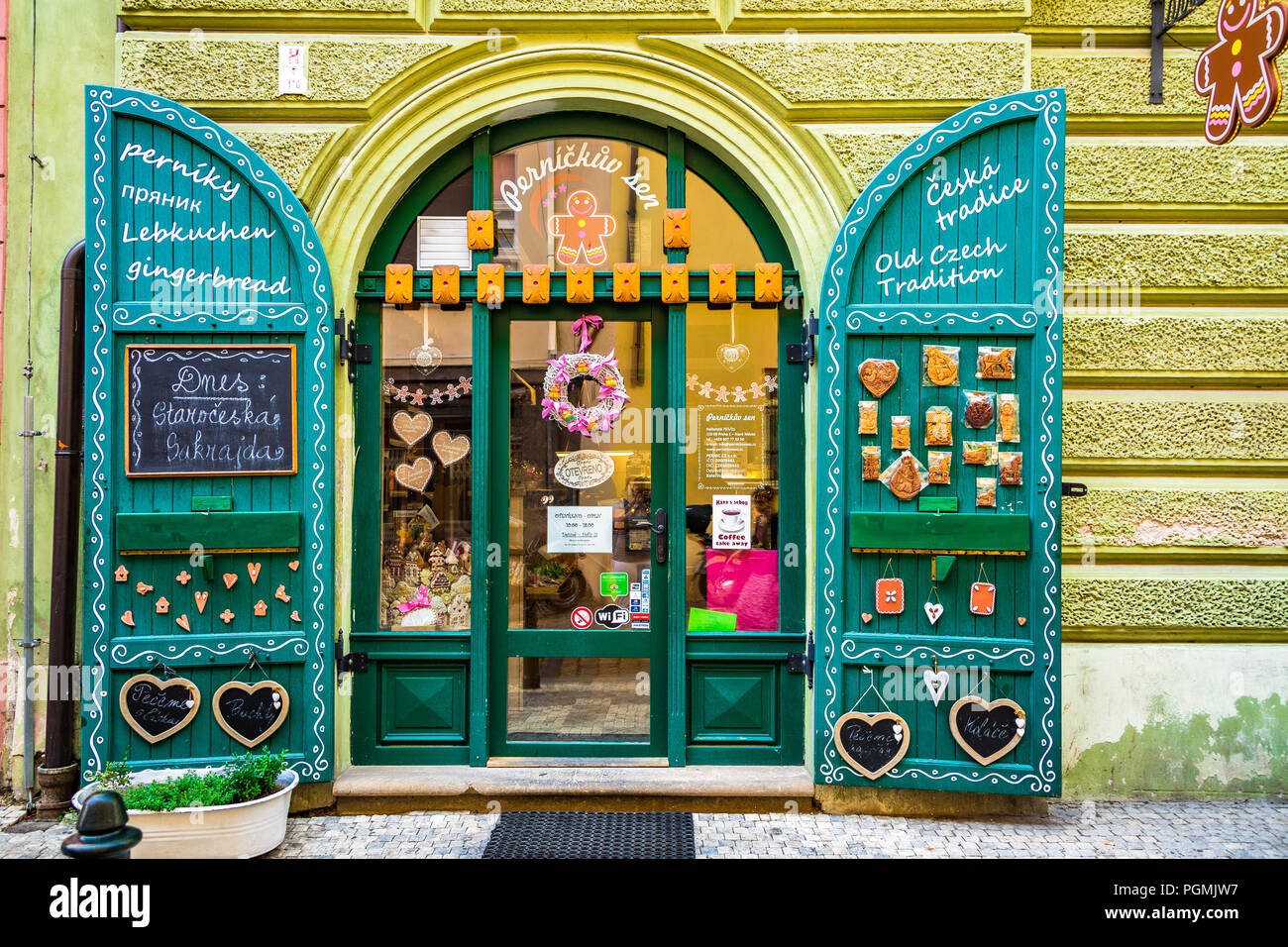Gingerbread shop in Prague, Czech Republic Stock Photo - Alamy