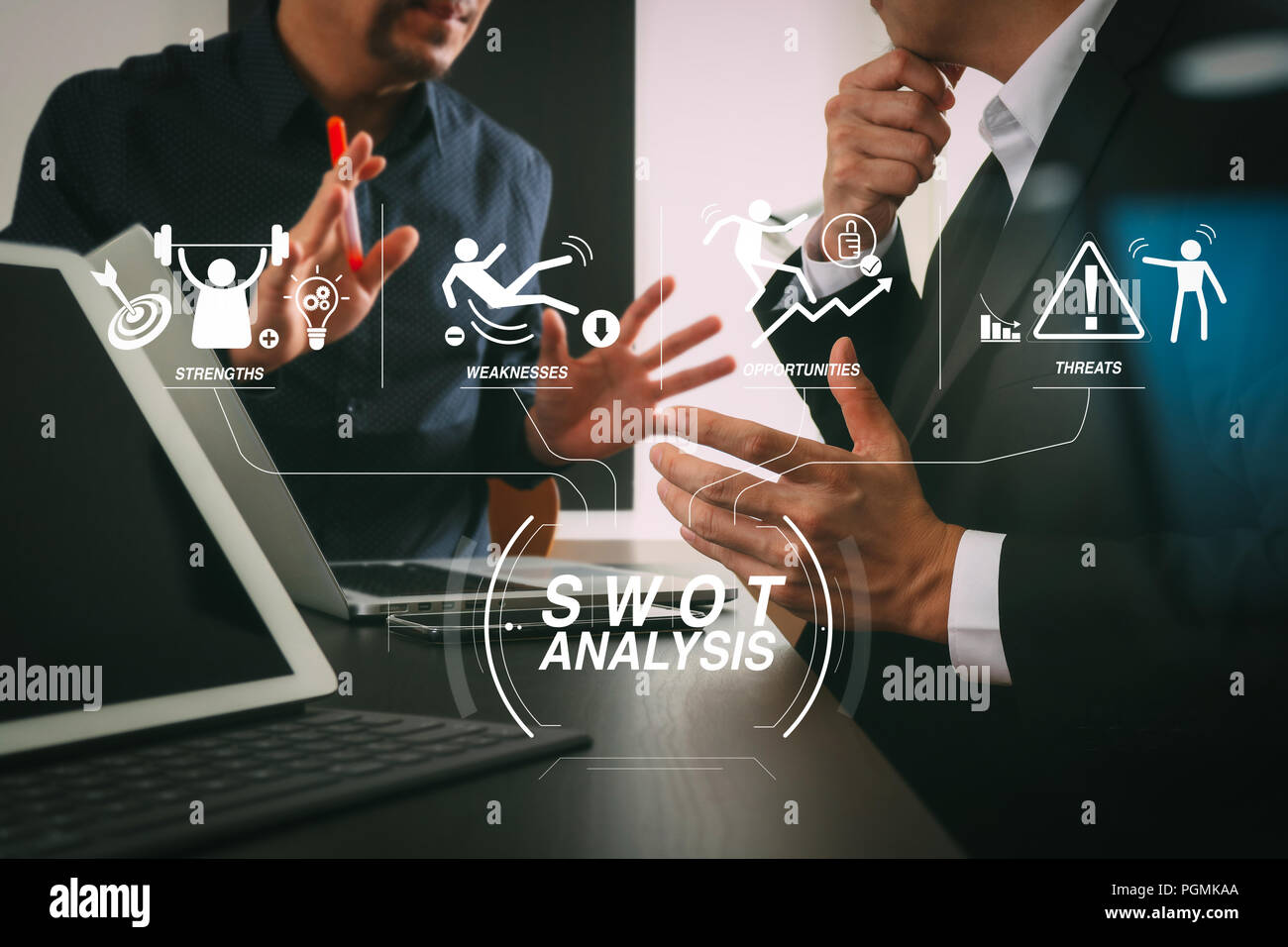 SWOT Analysis virtual diagram with Strengths, weaknesses, threats and ...