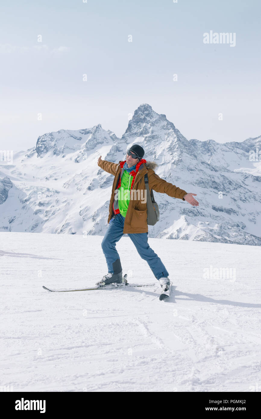 Positive slope hi-res stock photography and images - Alamy