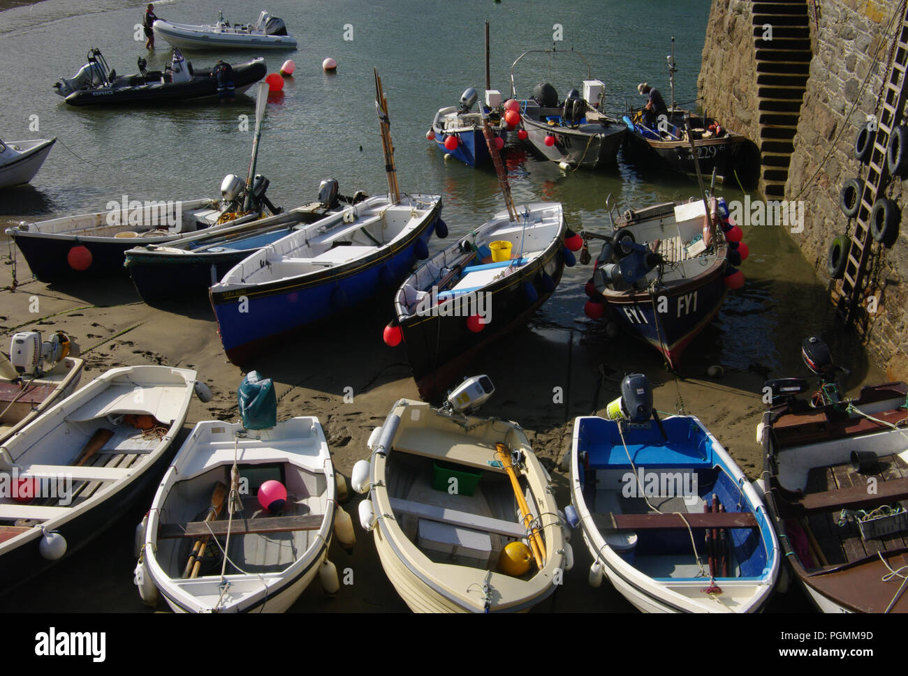 Steps holiday resort cornwall hi-res stock photography and images - Alamy