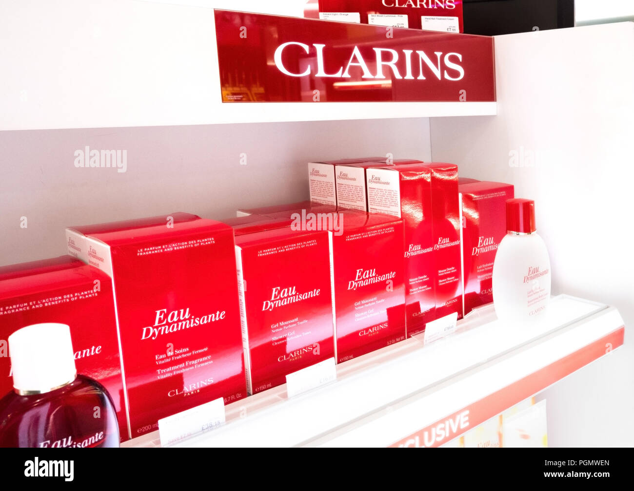Clarins shop hi-res stock photography and images - Alamy