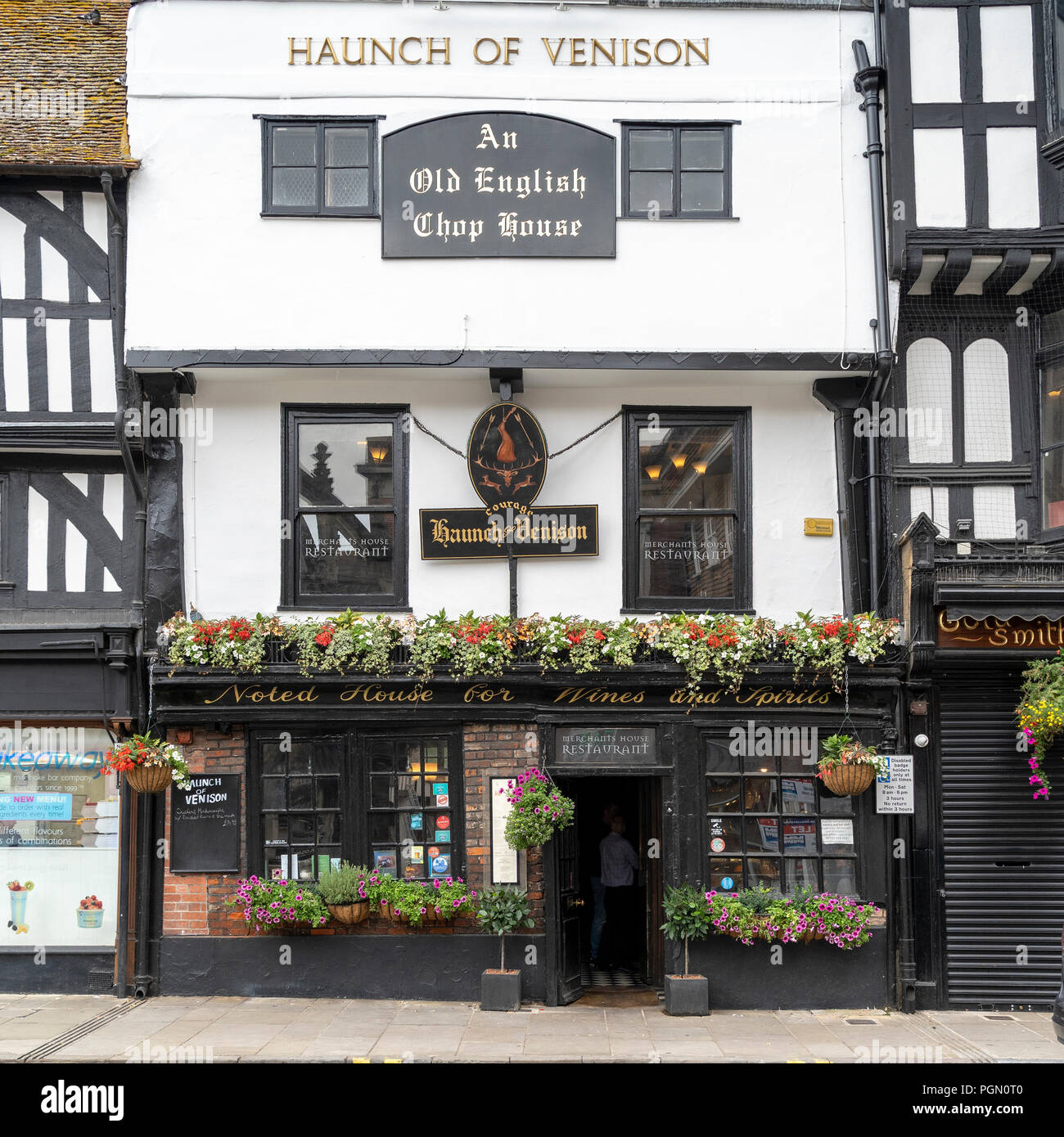 Haunch of venison hi-res stock photography and images - Alamy