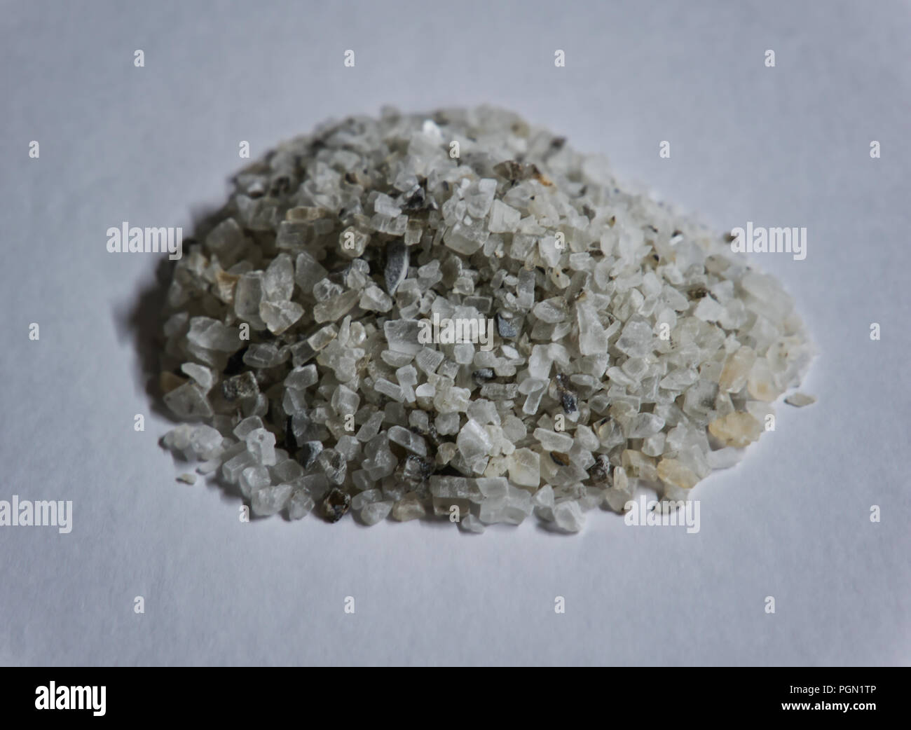 Road salt hi-res stock photography and images - Alamy