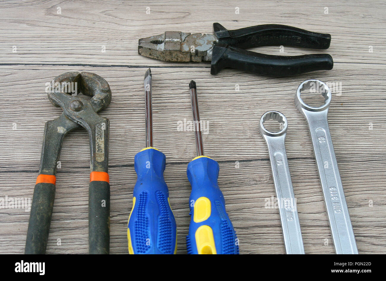 Antique wrenches hi-res stock photography and images - Alamy