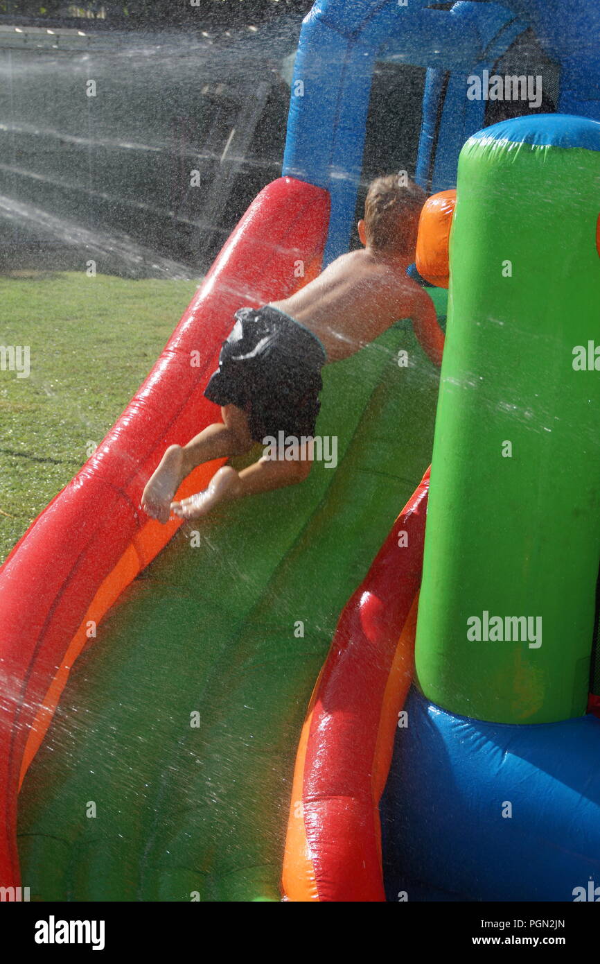 kids will play Stock Photo - Alamy