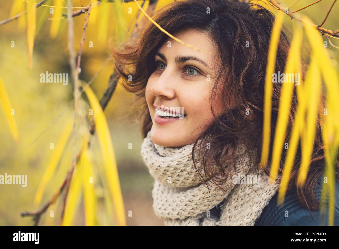 Autumn woman in fall park outdoors, portrait Stock Photo - Alamy