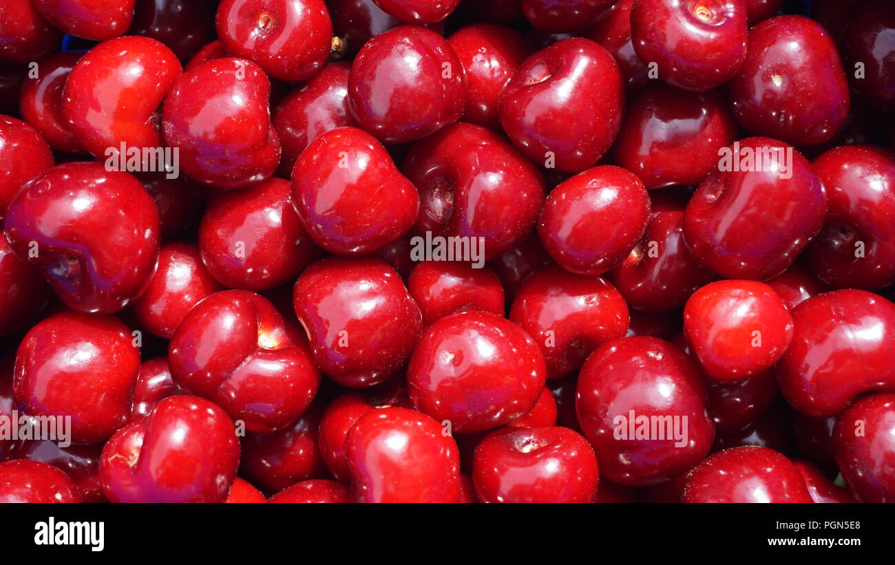 Shiny cherry hi-res stock photography and images - Alamy