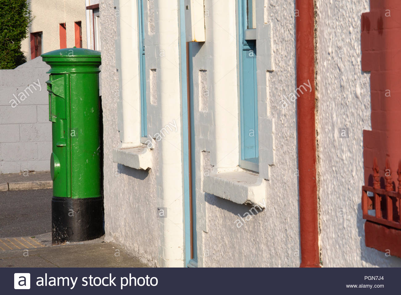 Green irish post box hi-res stock photography and images - Alamy