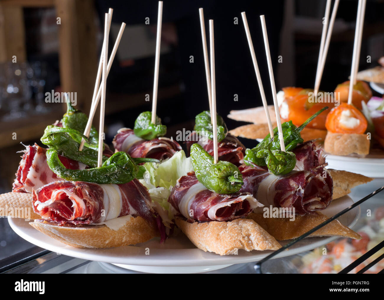 Spanish appetizer hi-res stock photography and images - Alamy