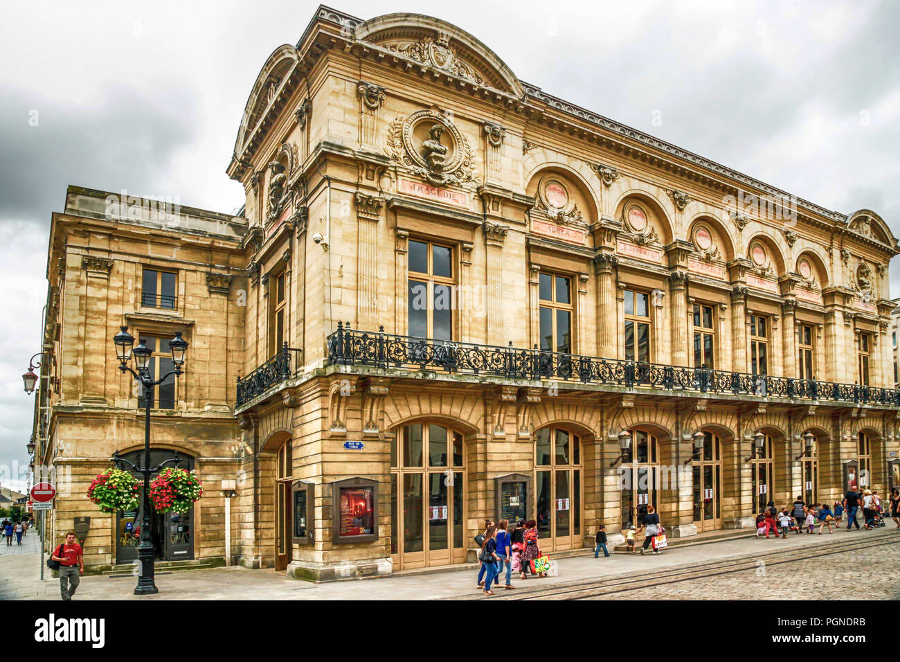 Reims opera house hi-res stock photography and images - Alamy