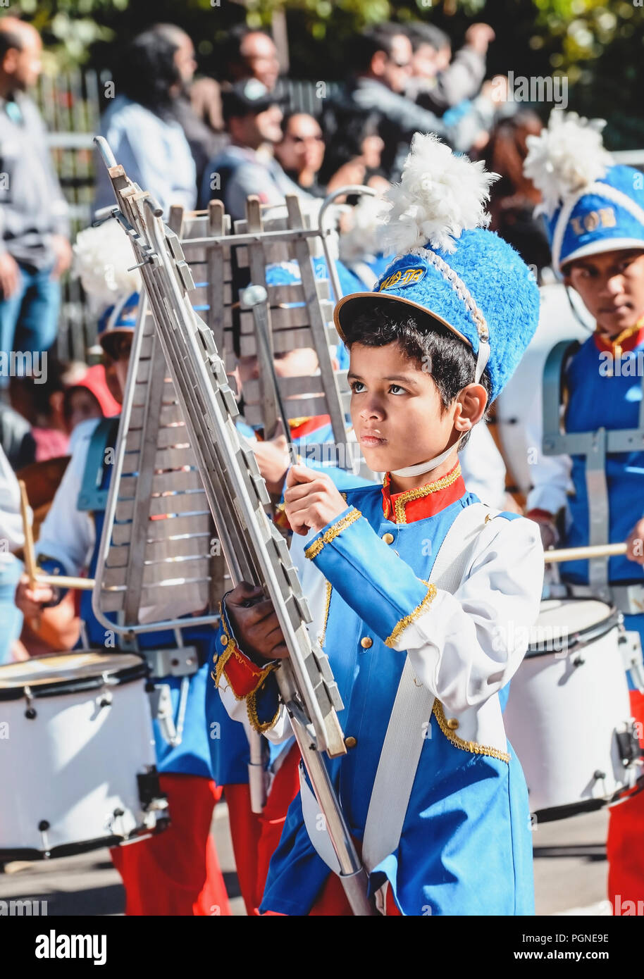 Lira instrument hi-res stock photography and images - Alamy