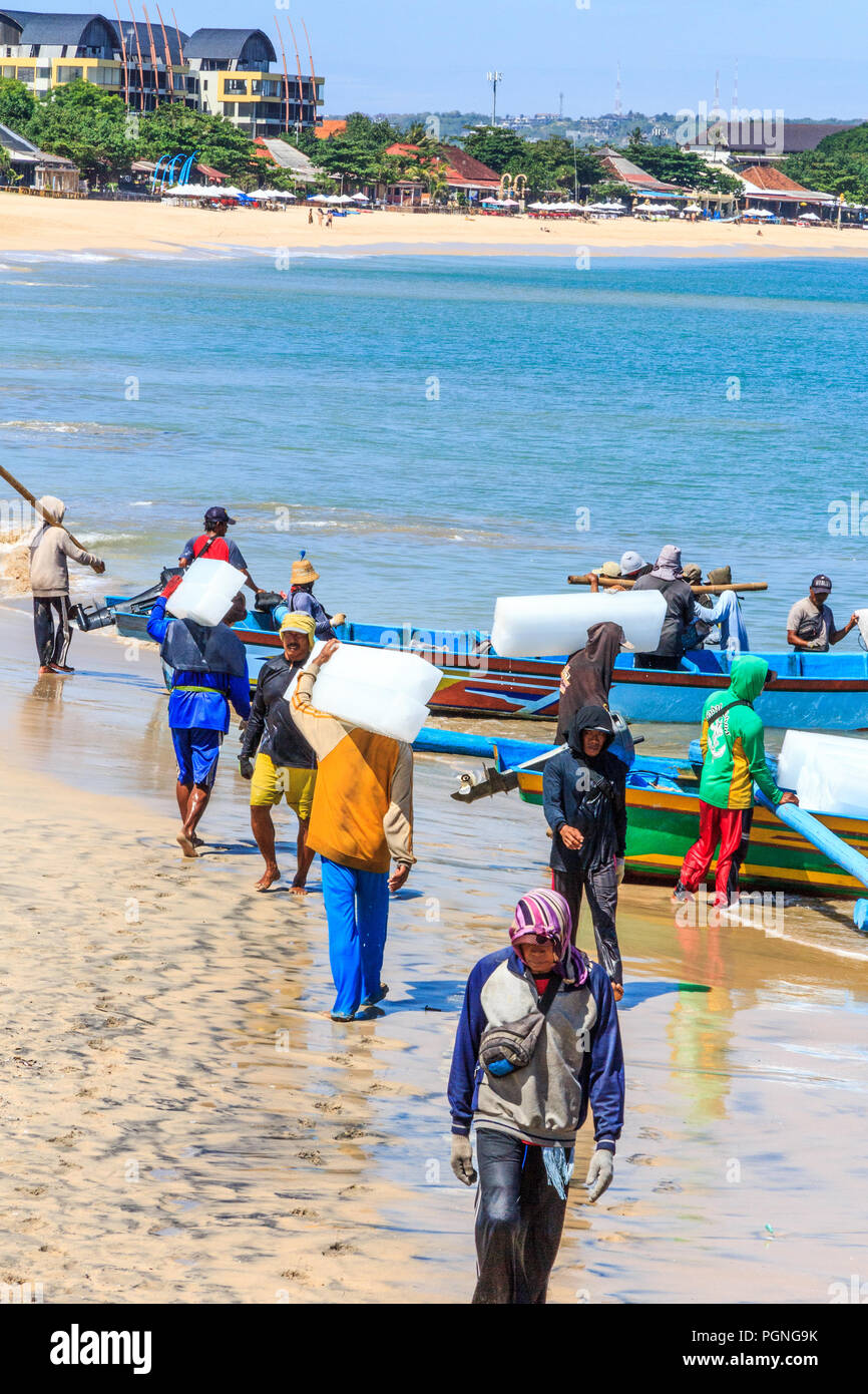 Refrigeration hi-res stock photography and images - Alamy