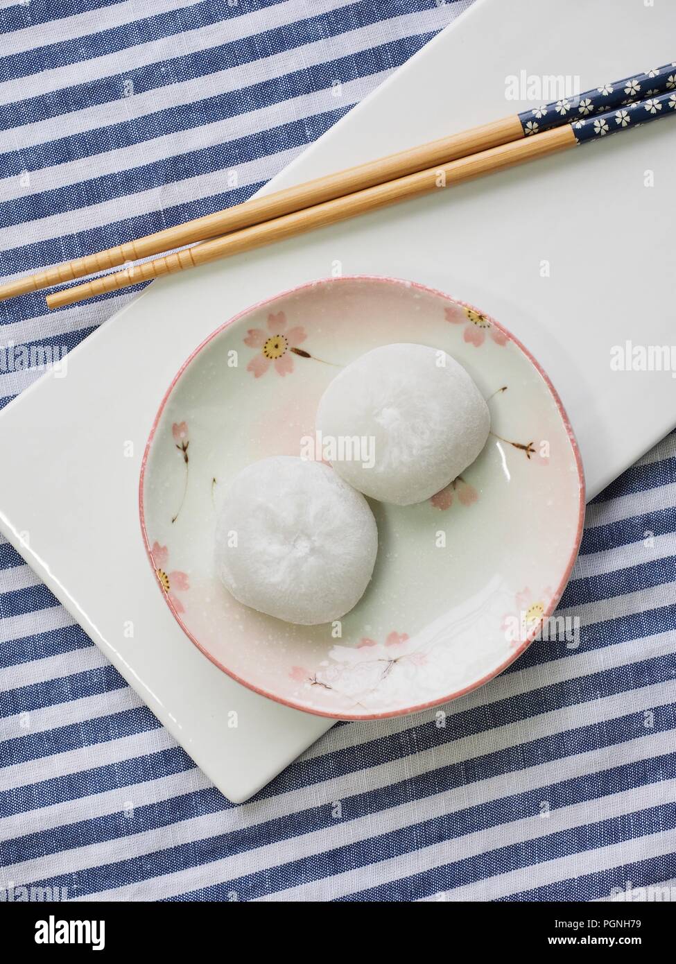 Asian traditional food glutinous rice cake Stock Photo - Alamy