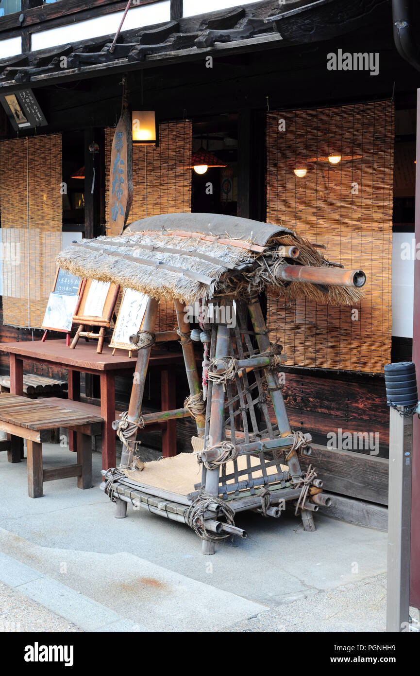 Palanquin japan hi-res stock photography and images - Alamy