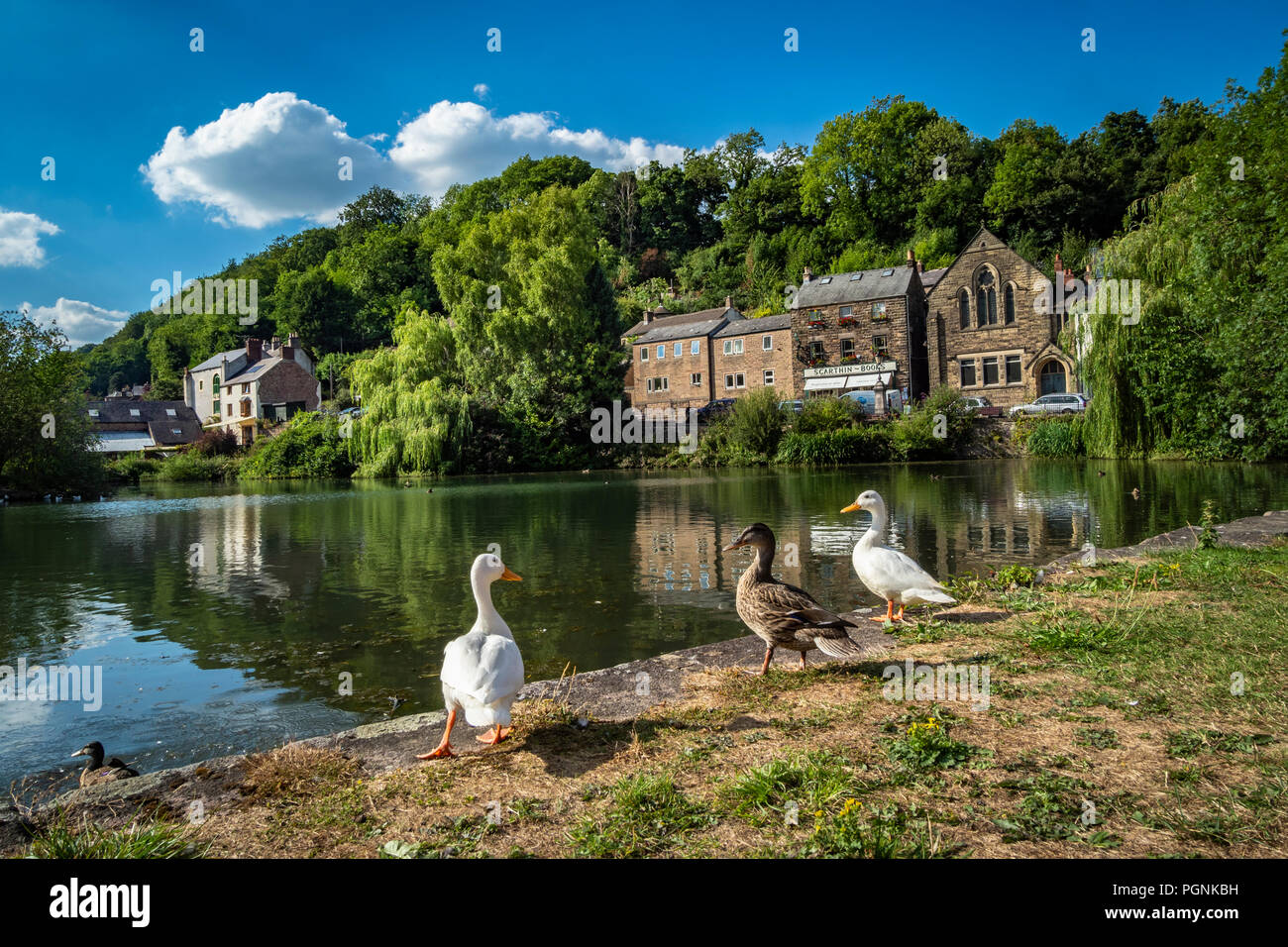 Cromford village hi-res stock photography and images - Alamy