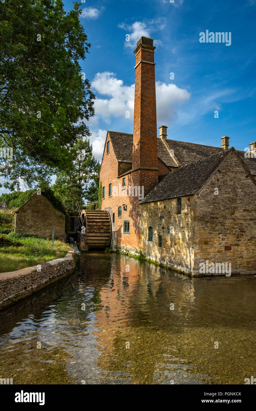 The Mill, Lower Slaughter, Cotswold Village, Gloucestershire Stock ...