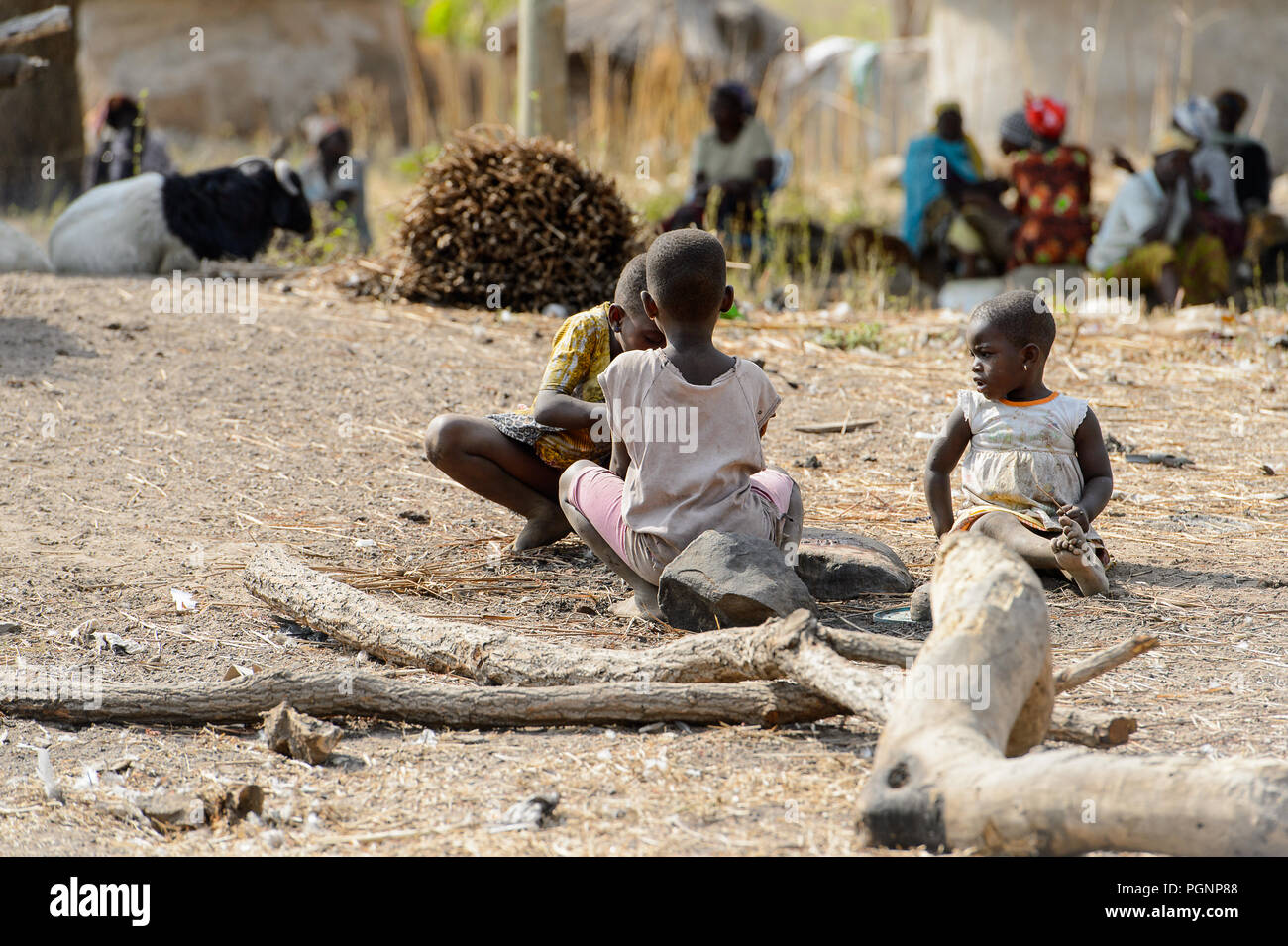 GHANI, GHANA - JAN 14, 2017: Unidentified Ghanaian little girls play on ...