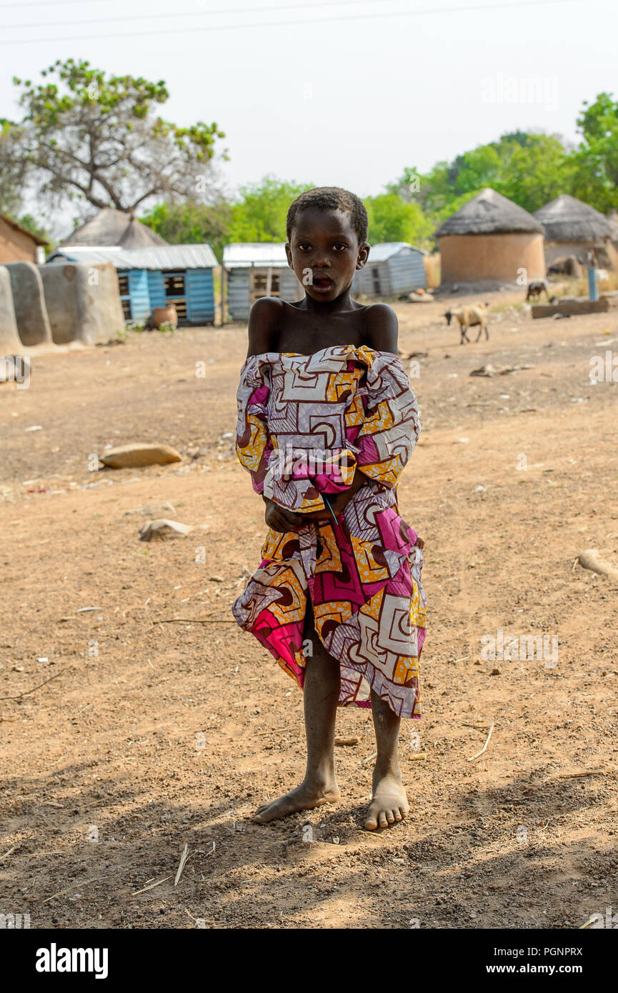GHANI, GHANA - JAN 14, 2017: Unidentified Ghanaian girl in colored ...