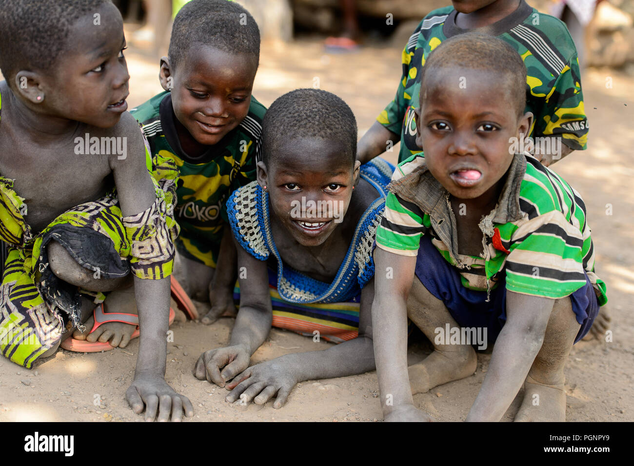 GHANI, GHANA - JAN 14, 2017: Unidentified Ghanaian little children play ...