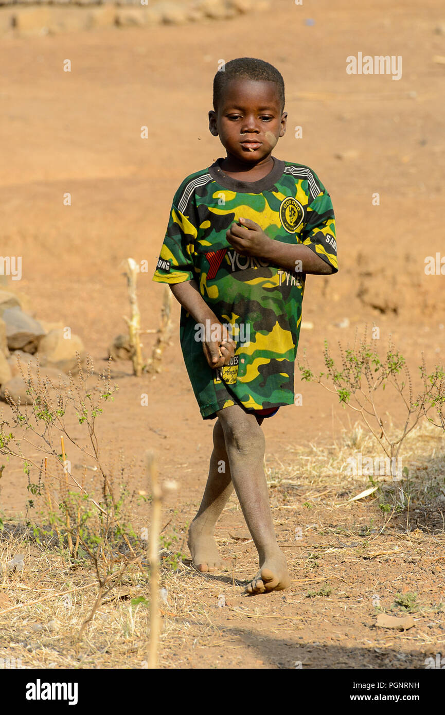 GHANI, GHANA - JAN 14, 2017: Unidentified Ghanaian little boy walks on ...