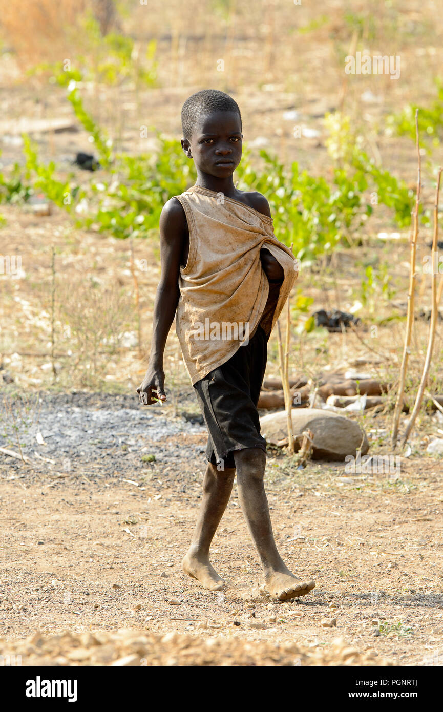 GHANI, GHANA - JAN 14, 2017: Unidentified Ghanaian little boy walks on ...
