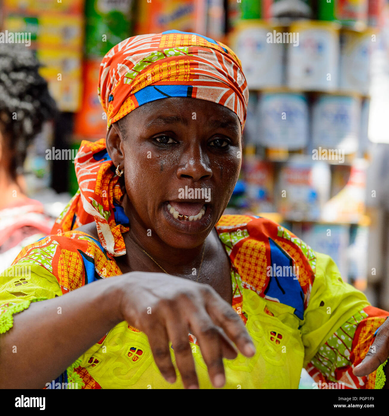 Kumasi Ghana Jan 15 2017 Unidentified Ghanaian Woman In National Clothes Looks Ahead At The