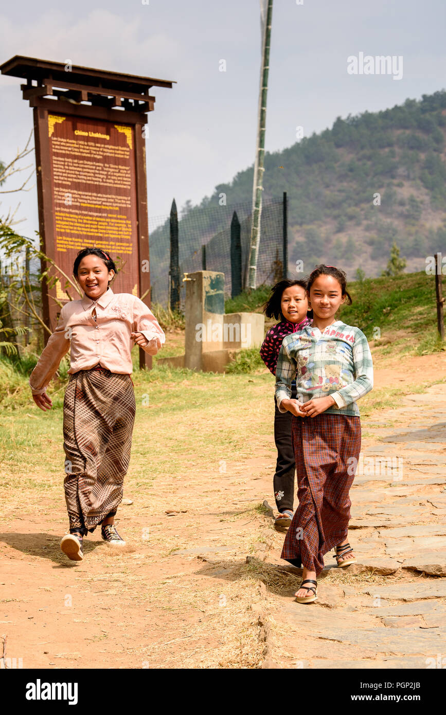 Bhutanese girls hi-res stock photography and images - Alamy